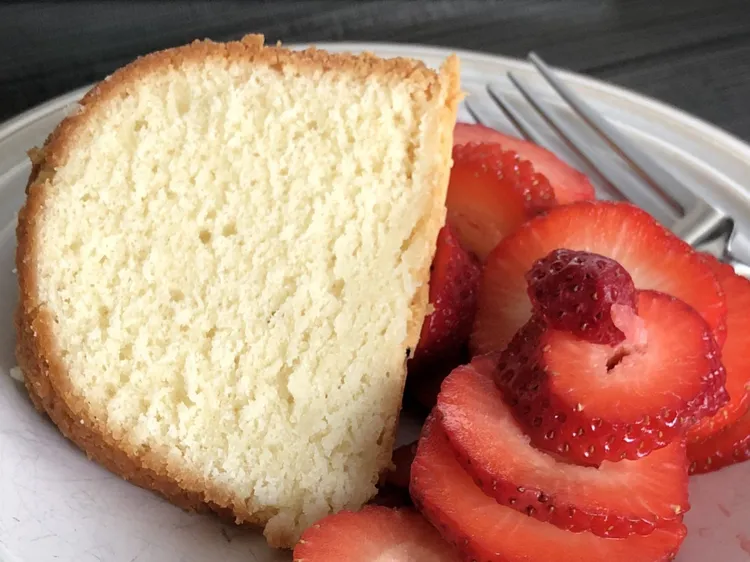 Cold oven pound cake recipe - The Ghana Report